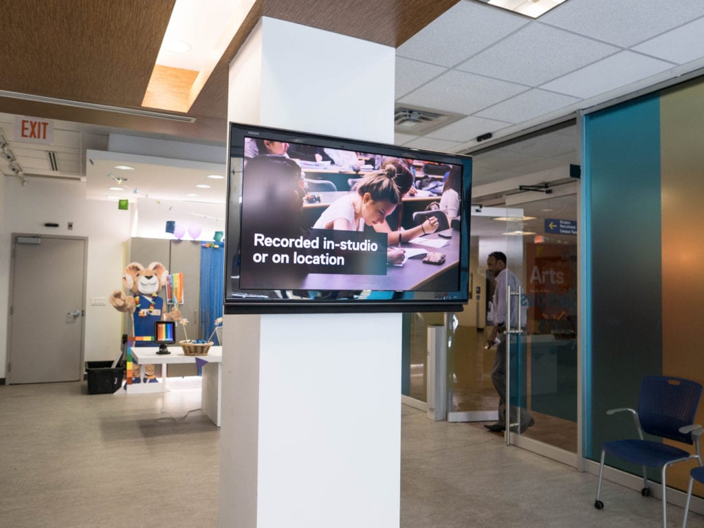 3 Benefits Of University Digital Signage